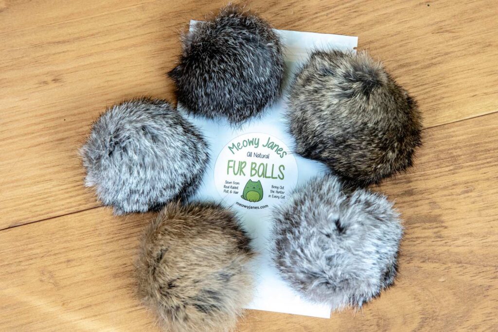 5 Pack Large Real Rabbit Fur Balls - Meowy Janes